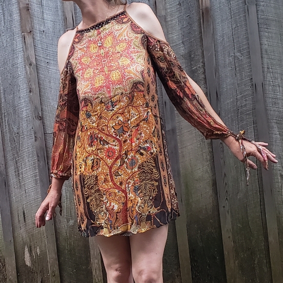 Blank NYC | Dresses | Blank London Crepe Mini Dress | Poshmark